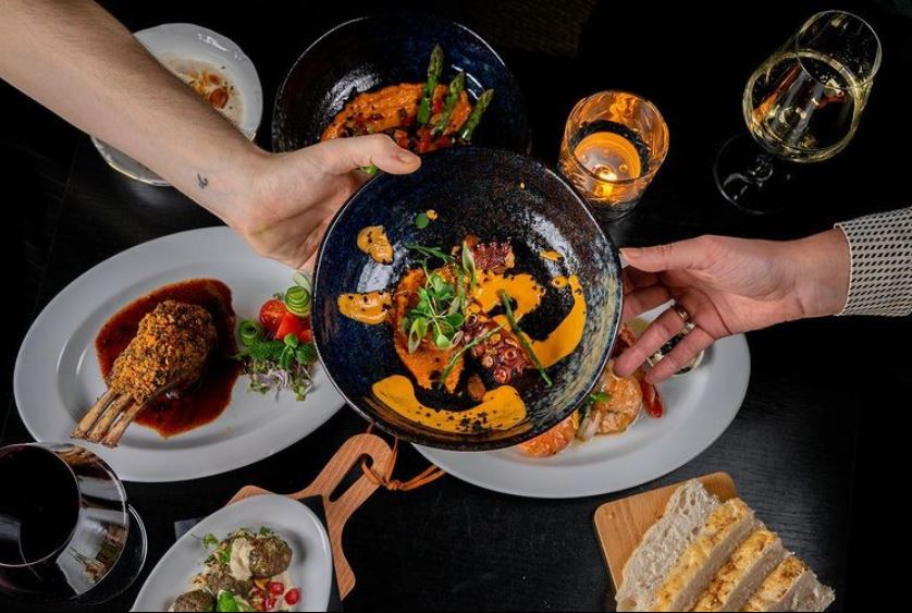 Bekijk de menukaart van Hey-Days Restaurant Eindhoven