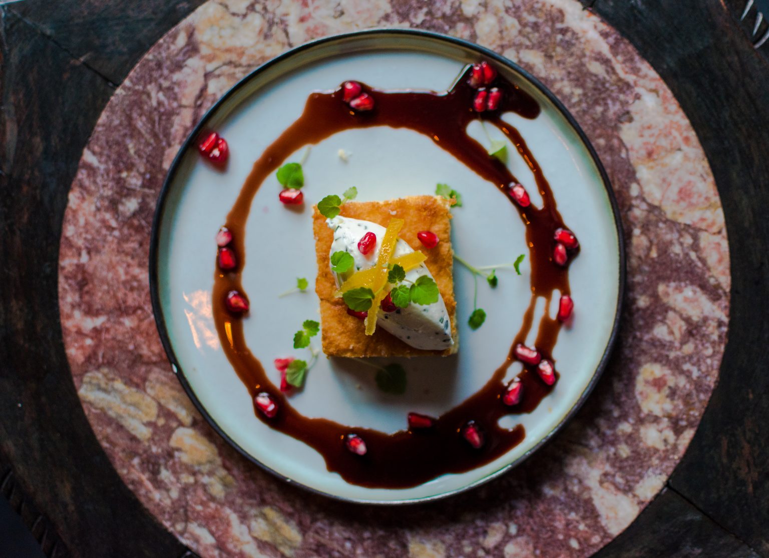 Bekijk de menukaart van Hey-Days Restaurant Eindhoven